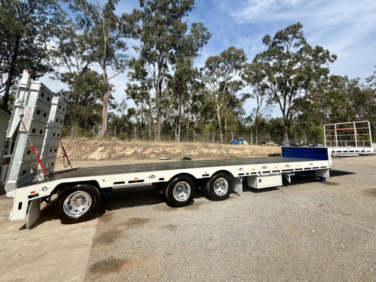 Split Tri Deck Widener - Mammoth Transport Equipment